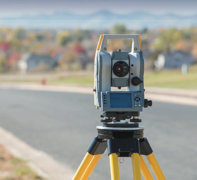 Trimble C5 | Estación Total para Topografía - Geo Systems Perú